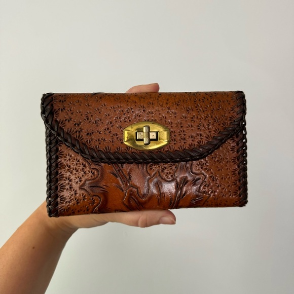 Vintage | Accessories | Vintage Brown Leather Tooled Wallet Fall Leaves ...